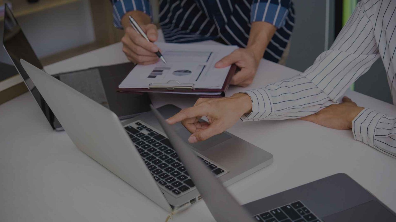 Producto Nacional Bruto (PNB): Qué Es y Cómo Impacta la Economía